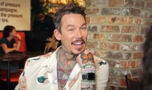 Wer ist David Bromstad? Alles über den amerikanischen Designer